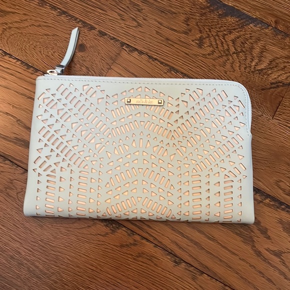 Stella & Dot | Bags | Stella Dot Eyelet Cutout Mint Green Clutch Purse ...